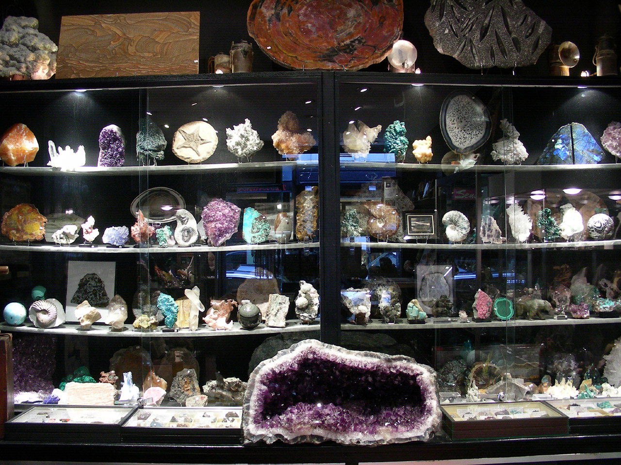 Photos Galerie Mineraux Alain Carion Paris